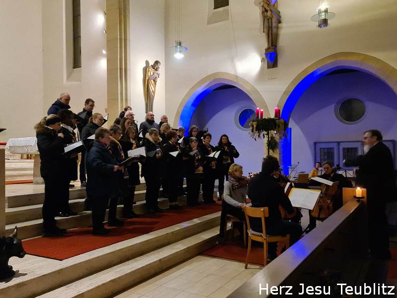 Adventskonzert füllt Pfarrkirche